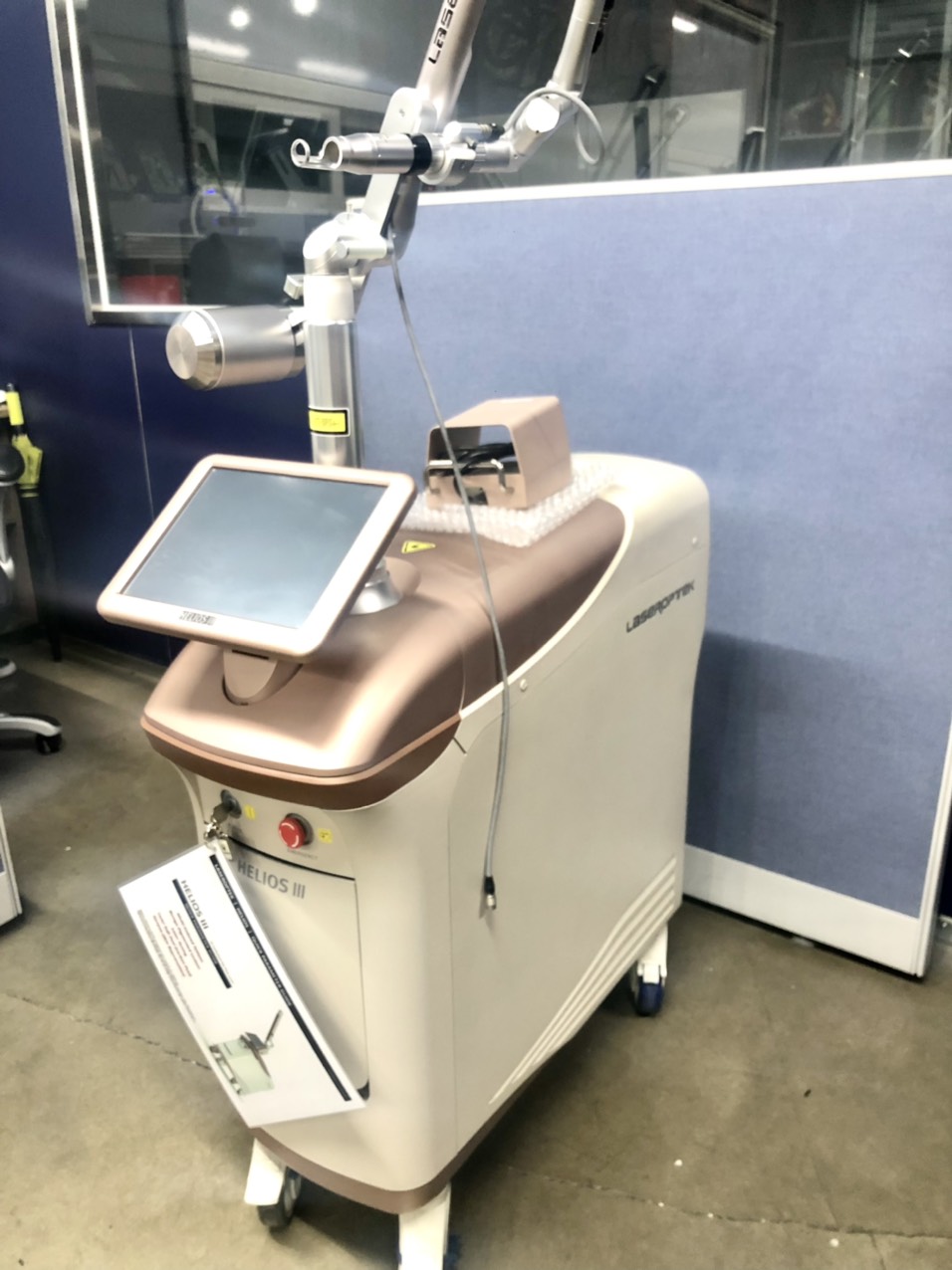 Máy Q-Switched Nd:Yag Helios 3 chính hãng Laseroptek